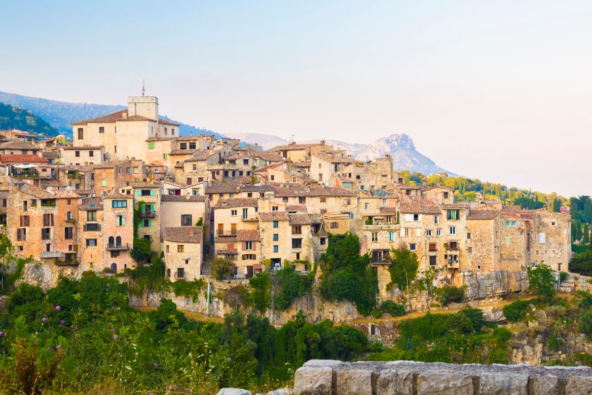 Cette cité médiévale en Occitanie, célèbre pour son histoire templière ...